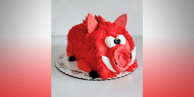 Razorback Cake Class - CACHE